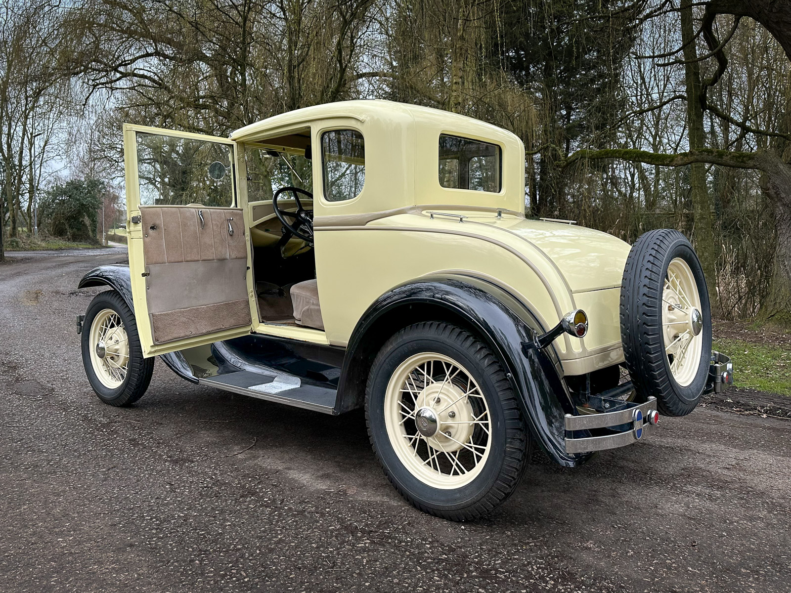 Lot 13 - 1931 Ford Model A Coupe
