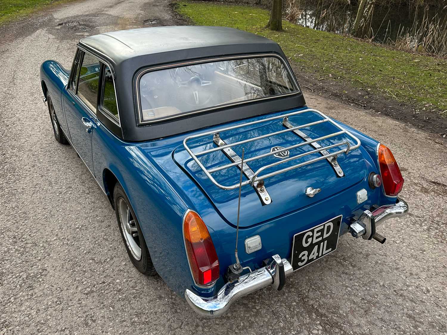 Lot 64 - 1973 MG Midget