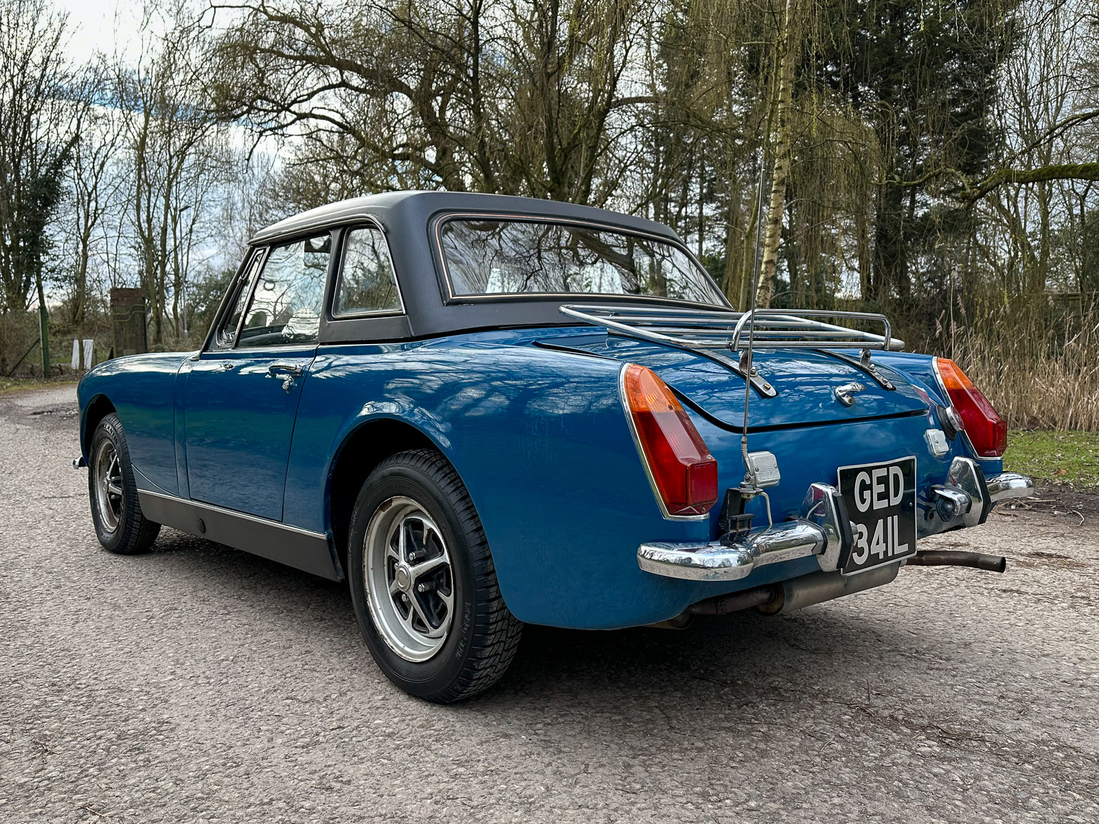Lot 64 - 1973 MG Midget