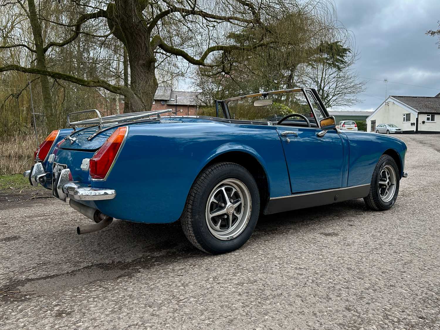 Lot 64 - 1973 MG Midget