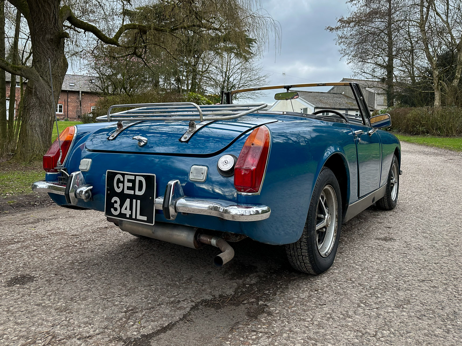 Lot 64 - 1973 MG Midget