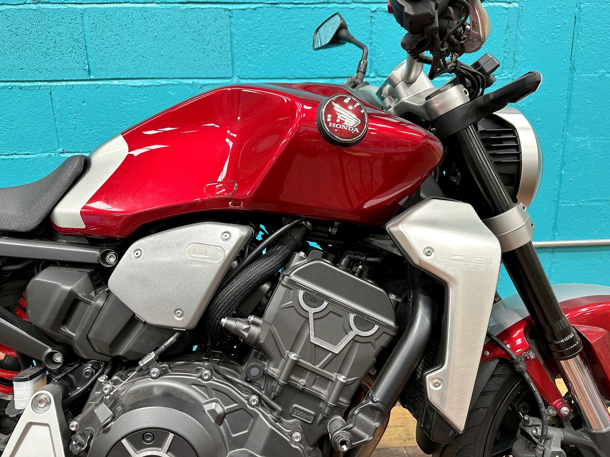 Lot 38 - 2018 Honda CB1000R
