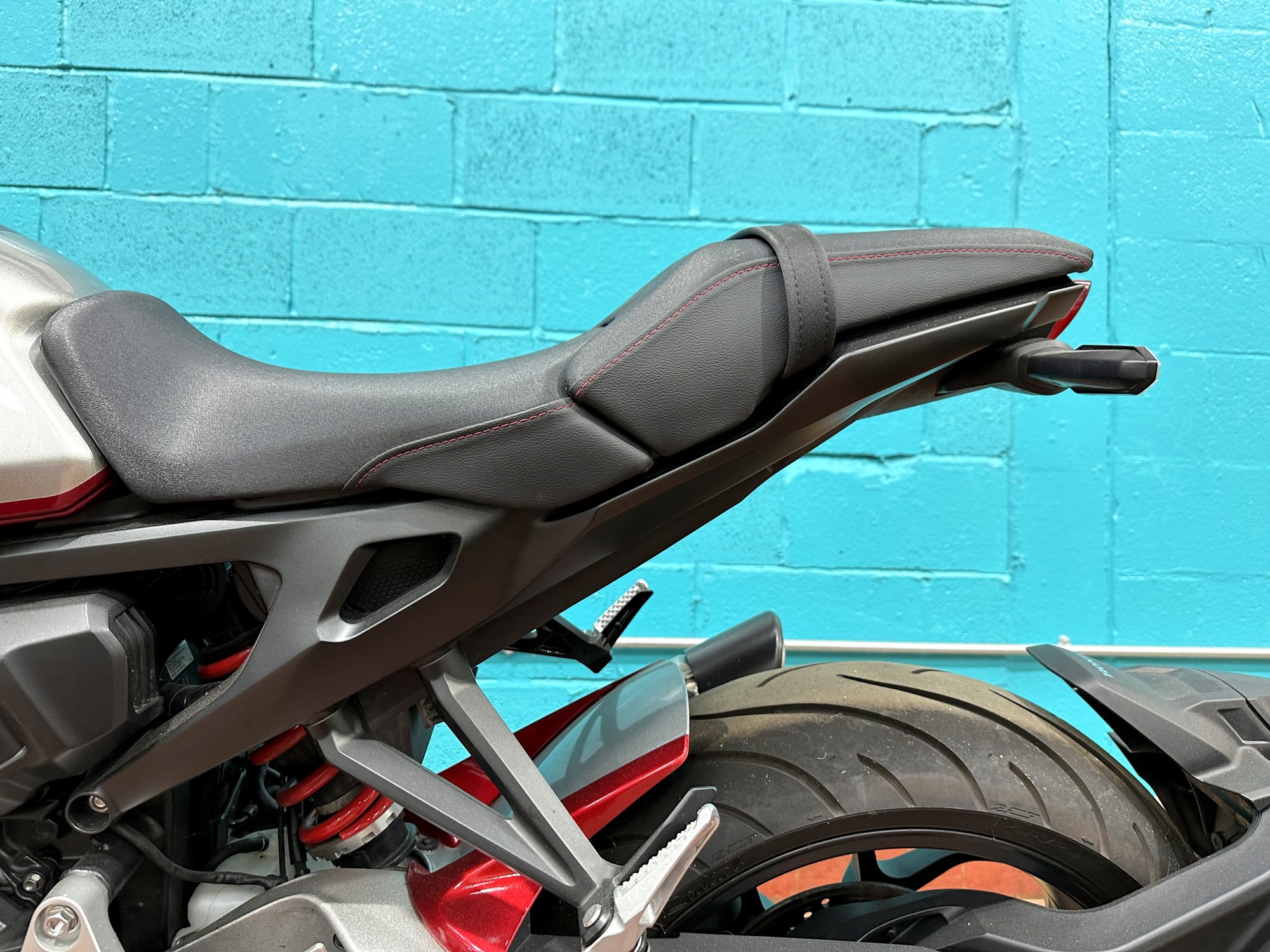 Lot 38 - 2018 Honda CB1000R