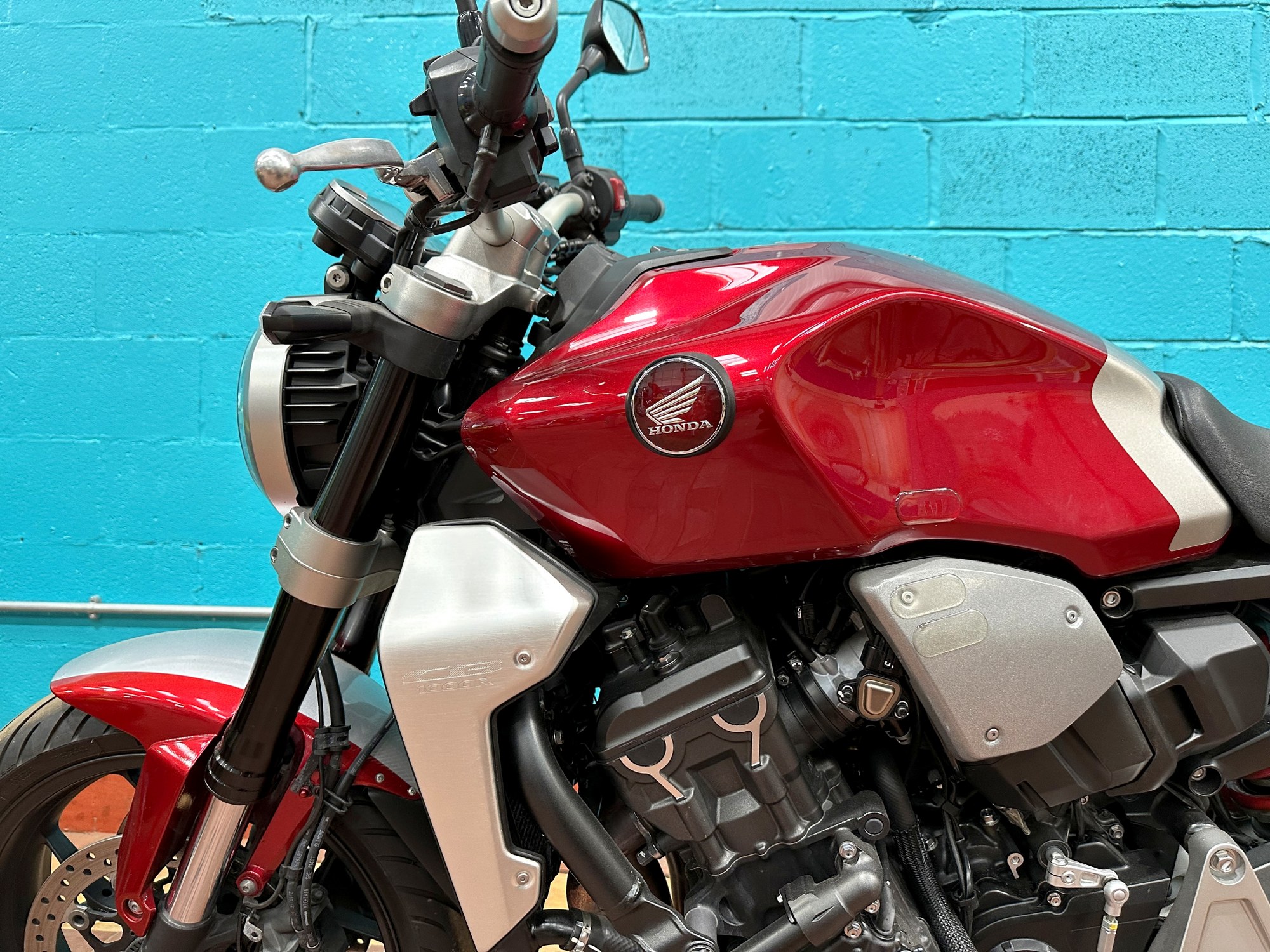 Lot 38 - 2018 Honda CB1000R