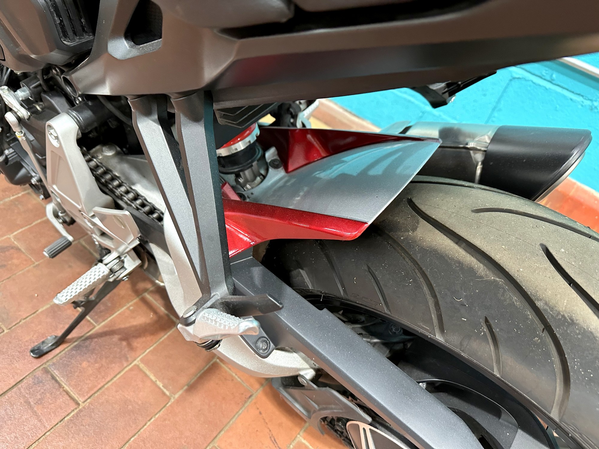 Lot 38 - 2018 Honda CB1000R