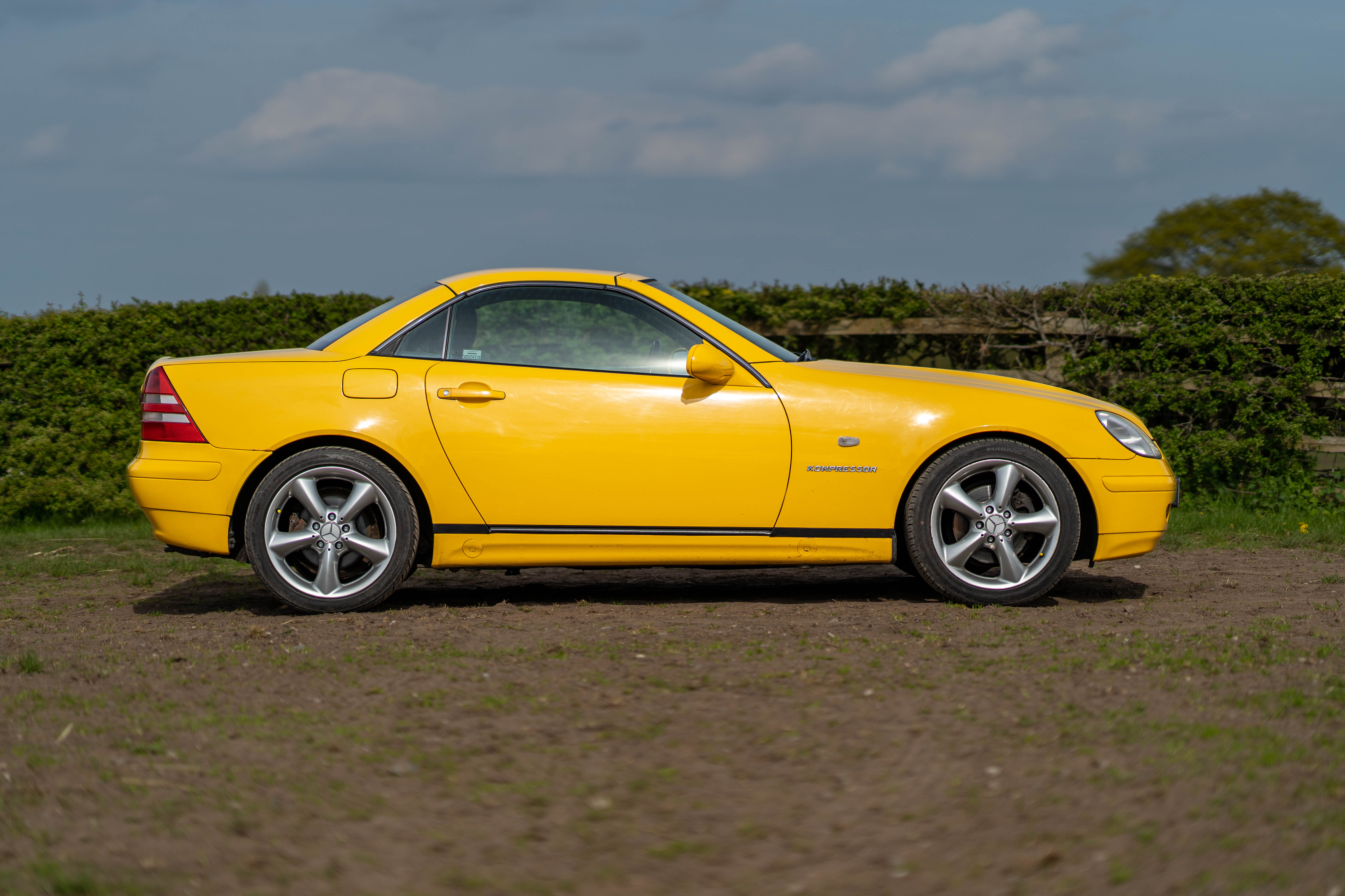 Lot 49 - 1997 Mercedes-Benz SLK 230 Kompressor