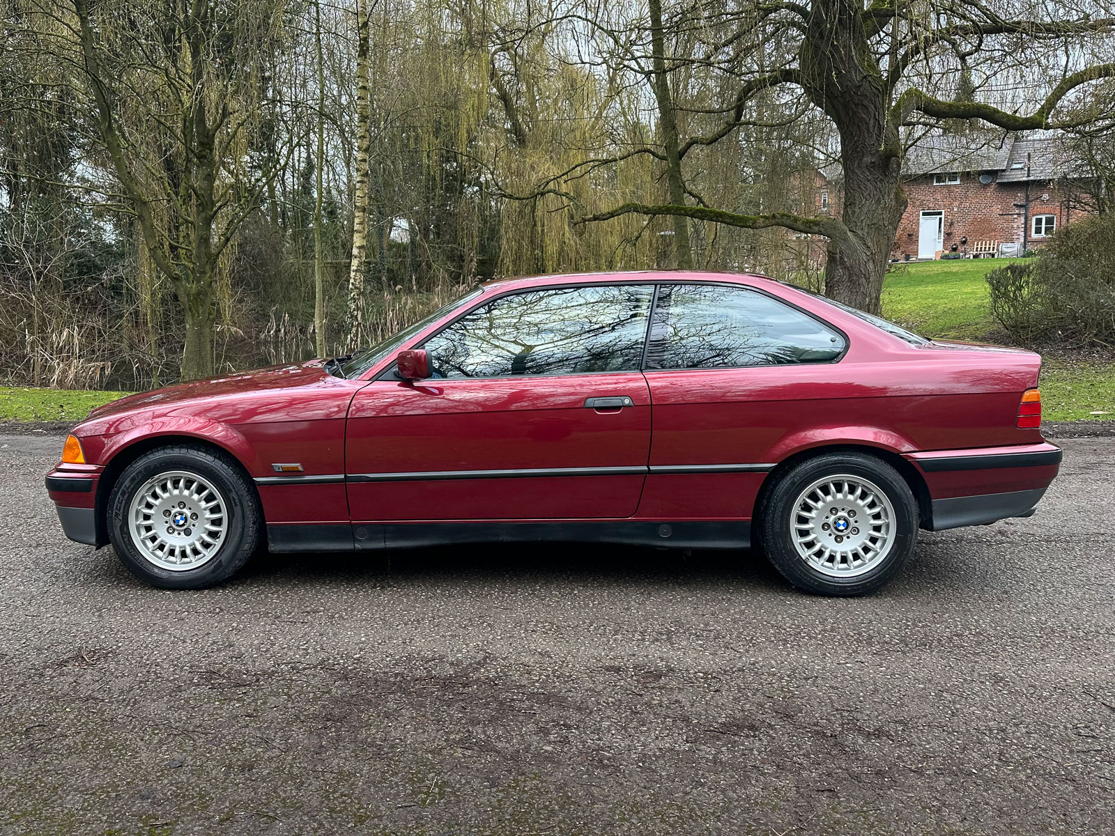 Lot 67 - 1993 BMW 318iS