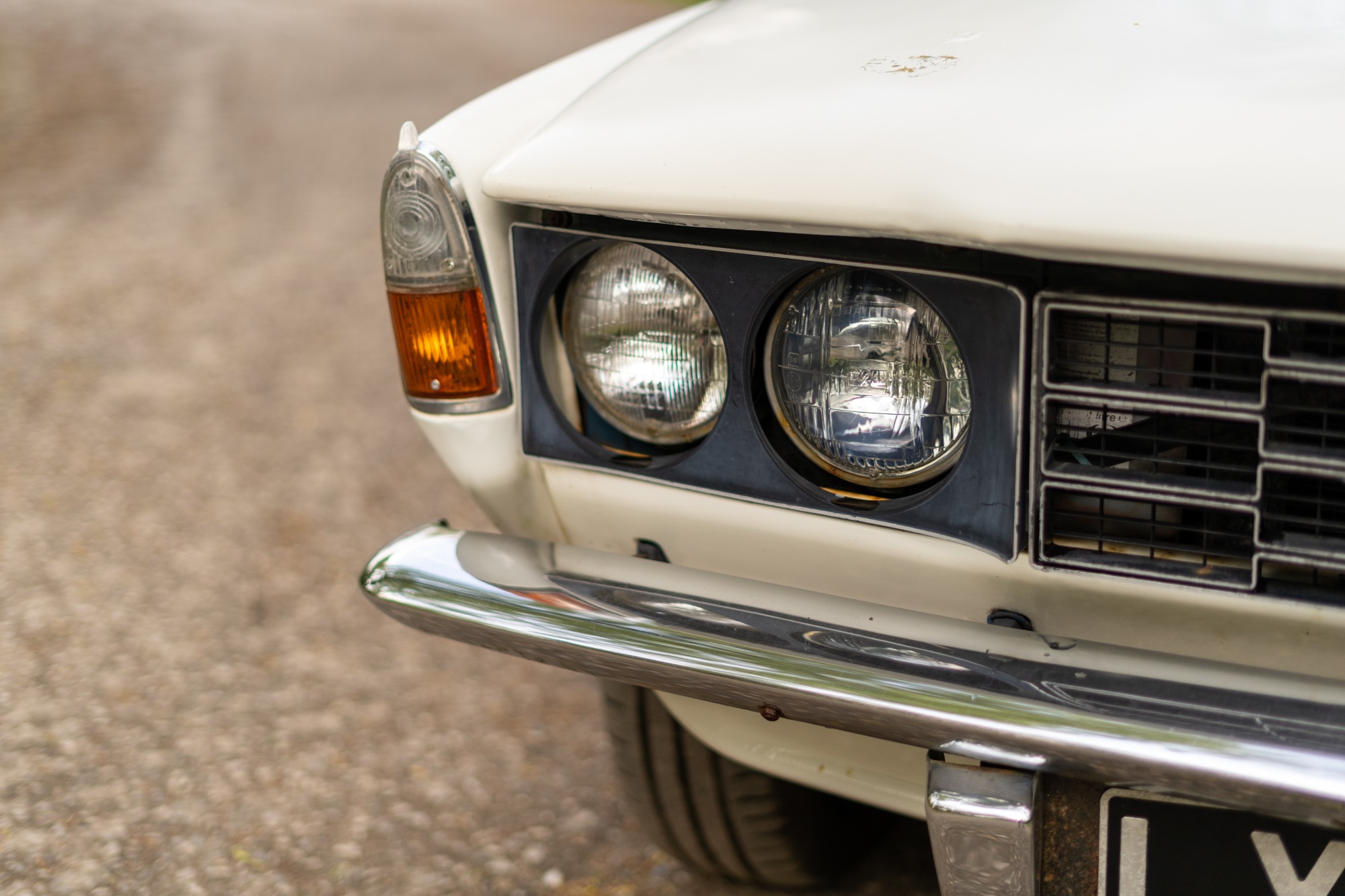 Lot 43 - 1975 Rover 2200 SC
