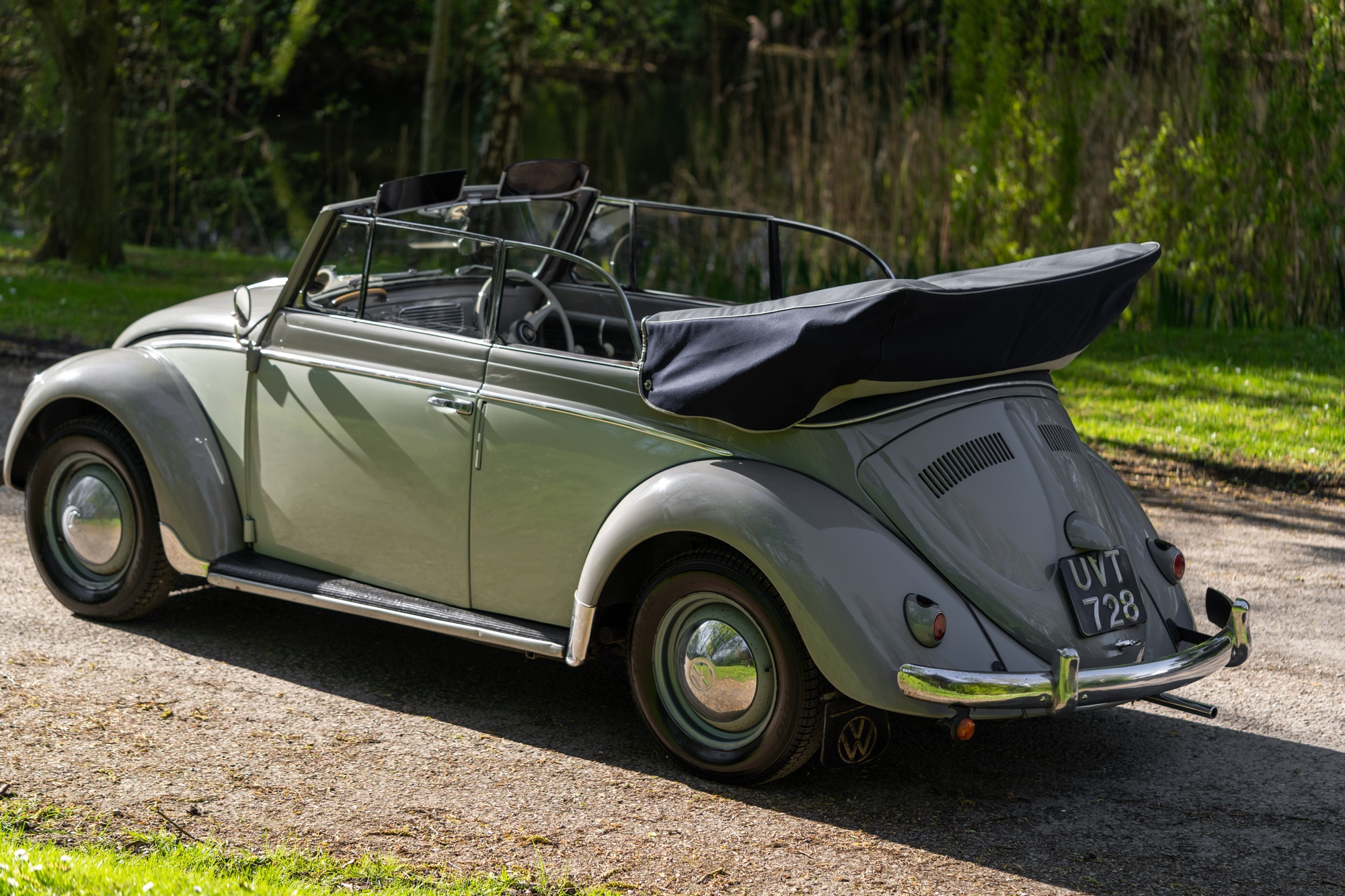 Lot 90 - 1954 Volkswagen Beetle Cabriolet