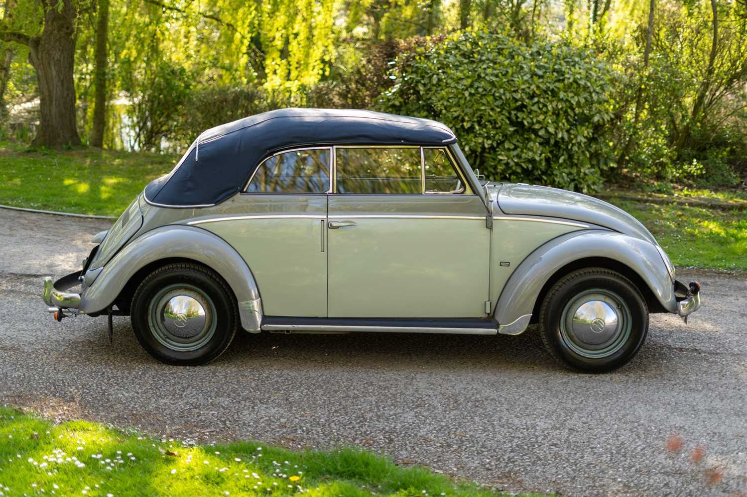 Lot 90 - 1954 Volkswagen Beetle Cabriolet