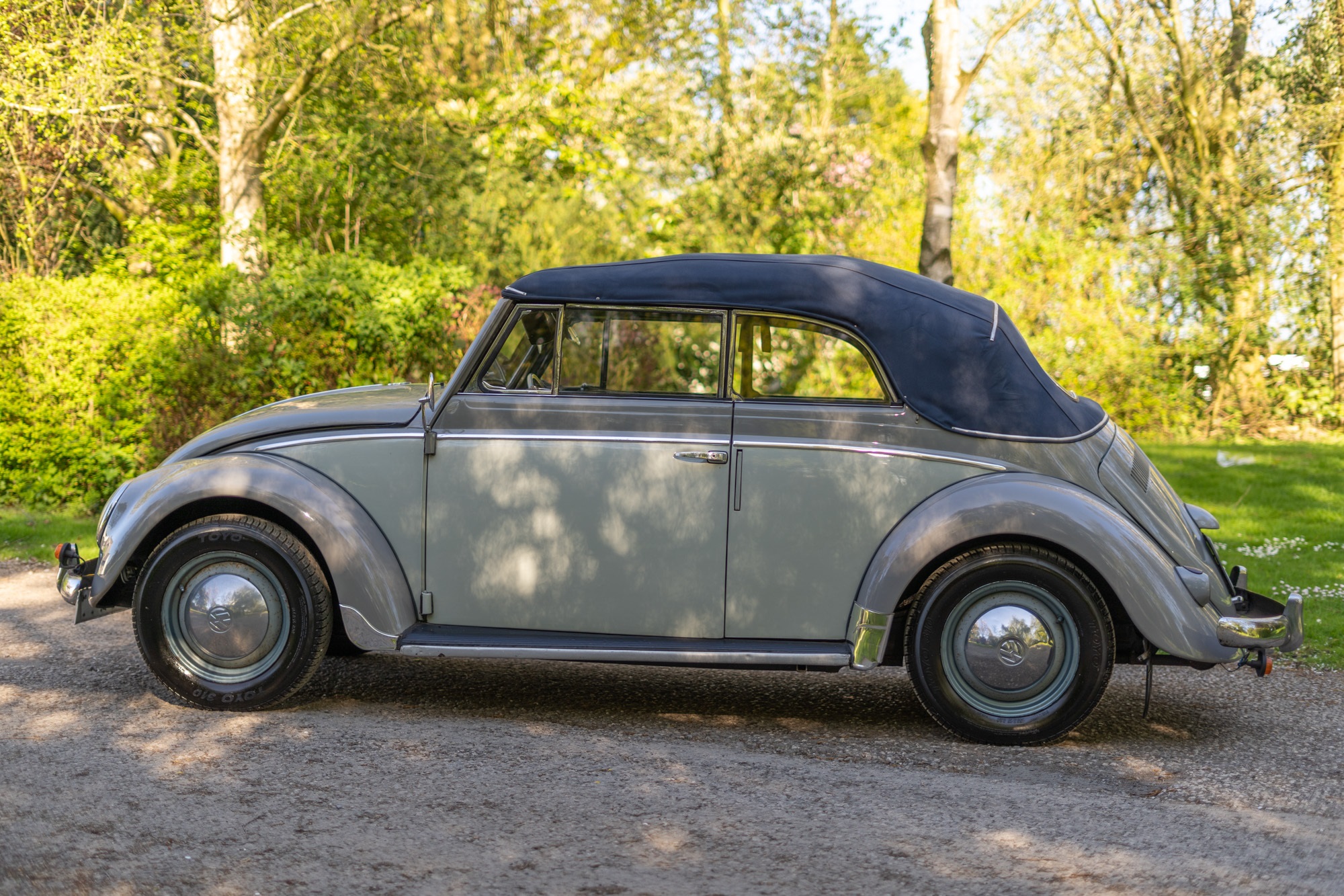 Lot 90 - 1954 Volkswagen Beetle Cabriolet