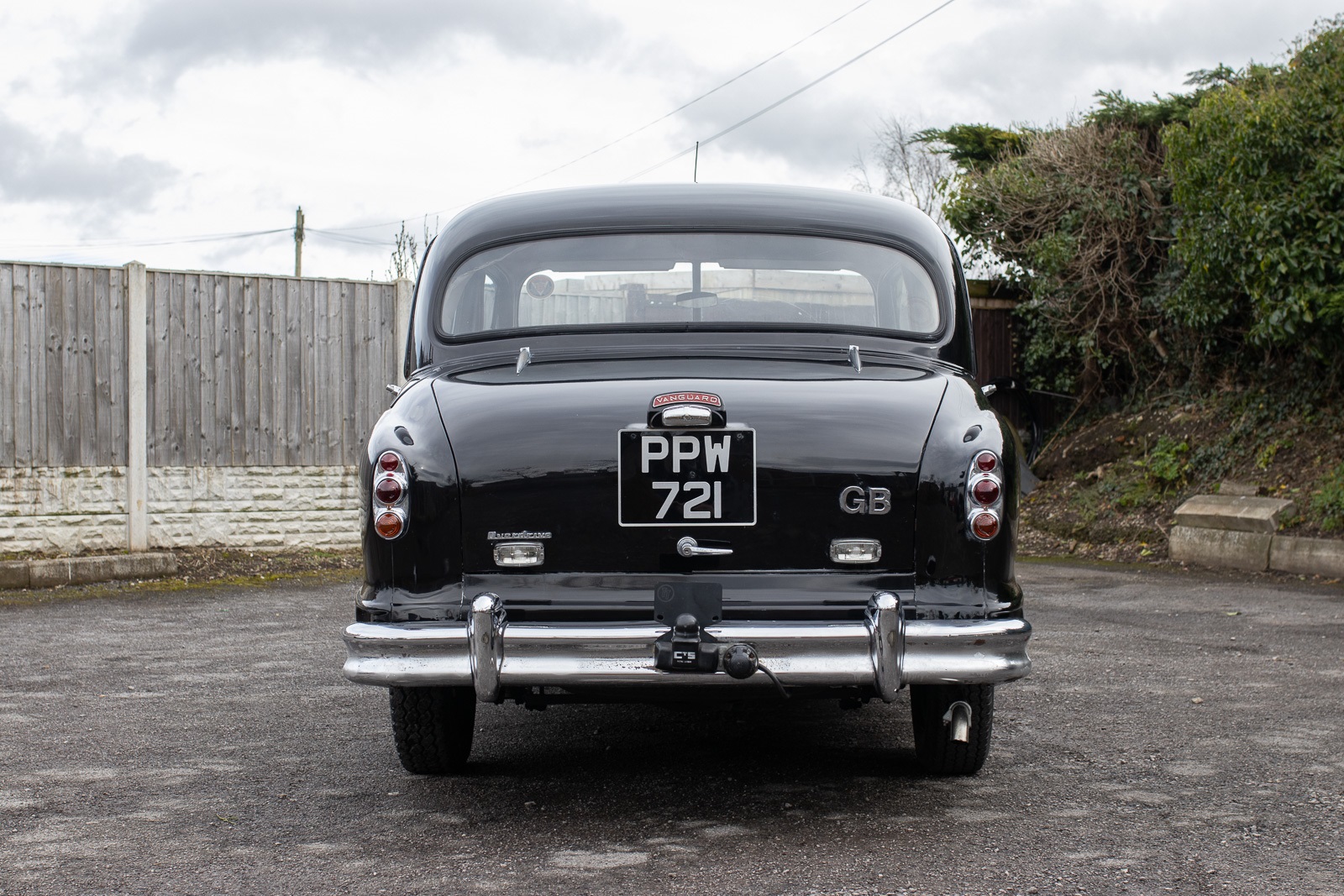 Lot 41 - 1954 Standard Vanguard Phase II