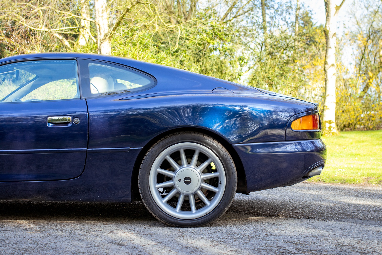 Lot 117 - 1995 Aston Martin DB7 i6 Coupe