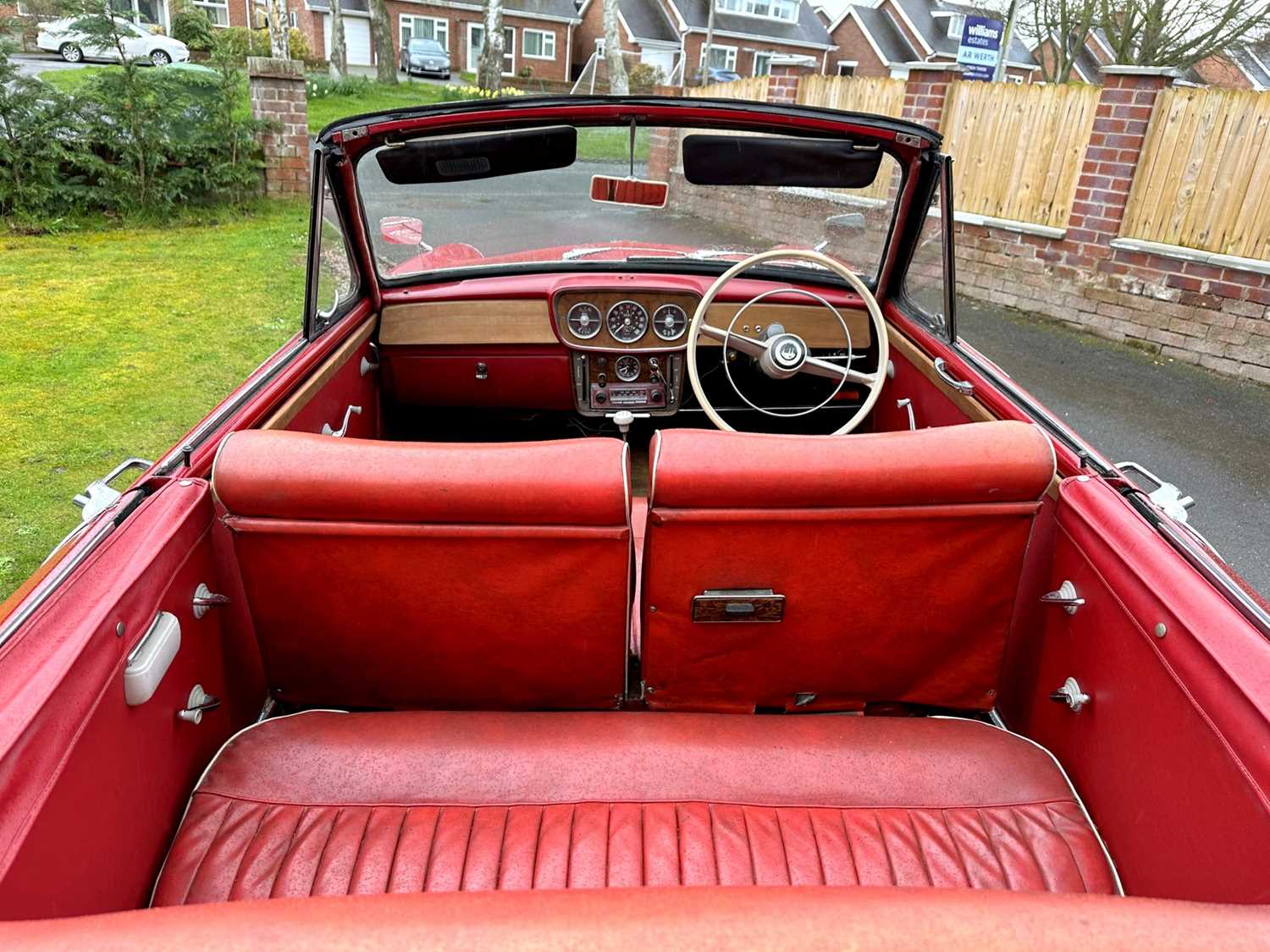 Lot 55 - 1961 Singer Gazelle Convertible